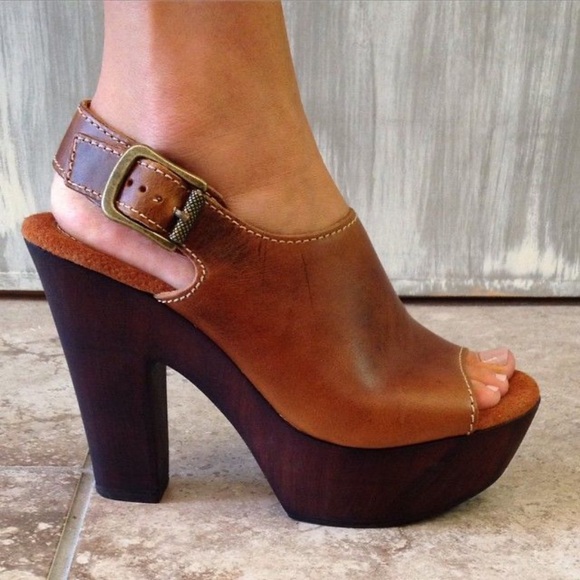 Sbicca | Shoes | Sbicca Redmond Brown Leather Platform Pump Sz9 | Poshmark